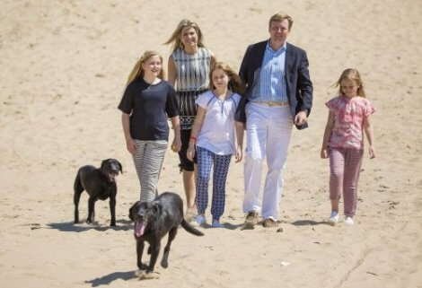 Meet the Dogs of the European Royalty - My Animals